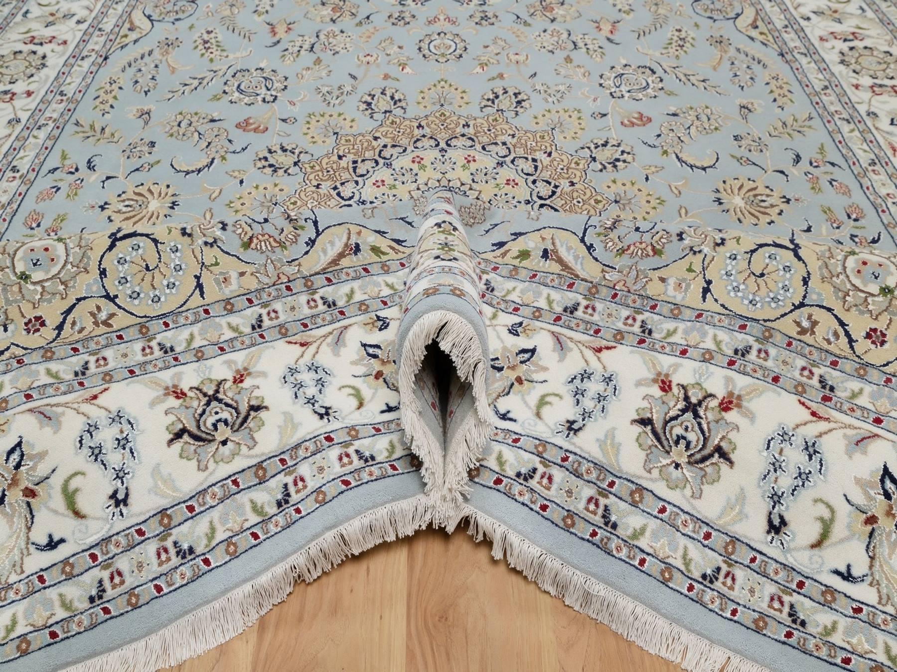 8'10"x12'6" Beau Blue, Nain with Flower Medallion Design, 250 KPSI ...